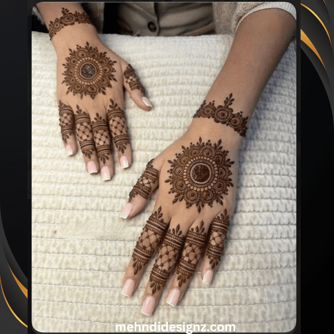 Elegant Circle Mehndi Designs . - Mehndi Designz